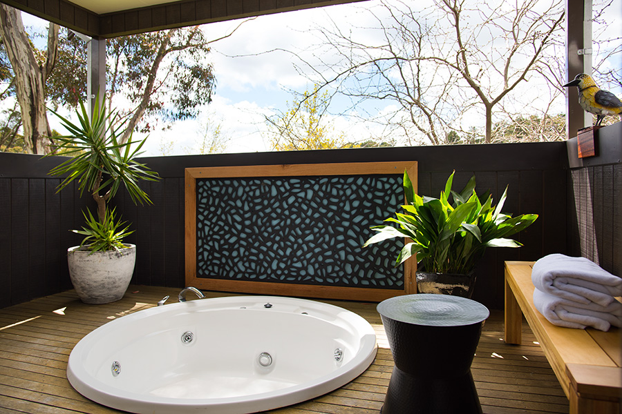 Daylesford Accommodation with Hot Tub | Jacuzzi | Spa | Dayget
